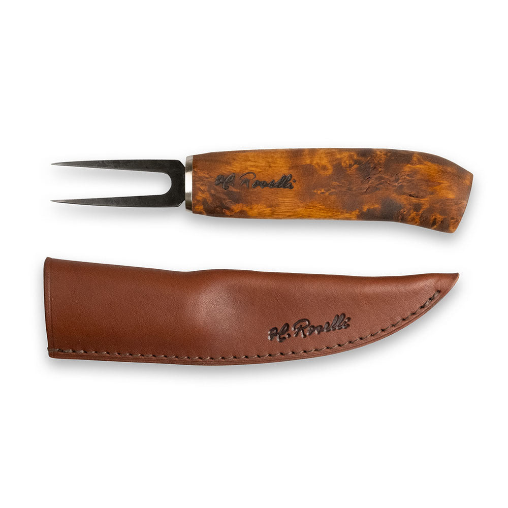 Roselli Finland handmade Finnish knives and axes since 1976.