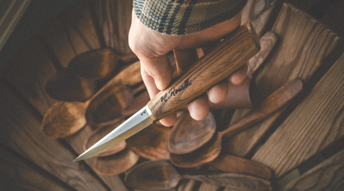 Roselli – handmade Finnish knives and axes since 1976.