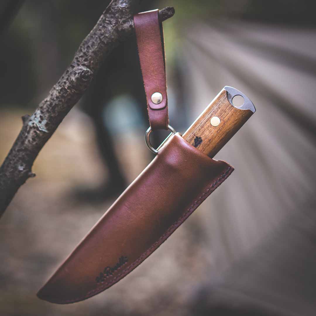 Roselli – handmade Finnish knives and axes since 1976.
